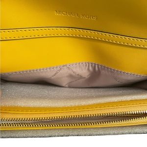 MICHAEL Michael Kors | Bags | Michael Kors Jet Set Jasmine Yellow Lg ...